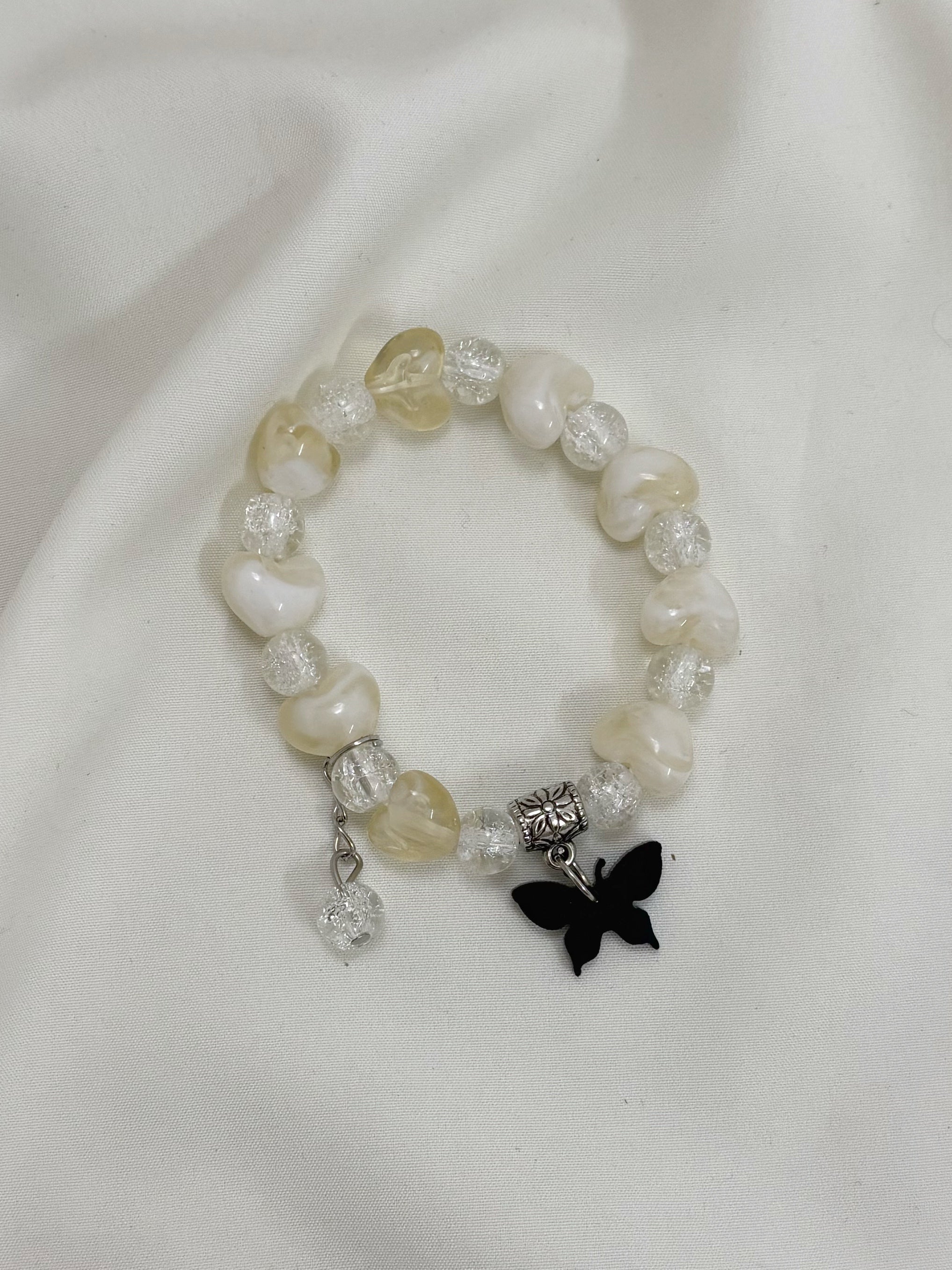 Caramel hearts bracelet – Bold Petals