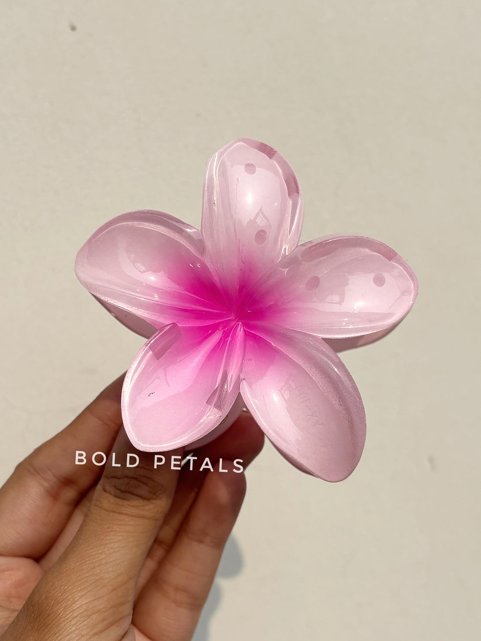 Claws – Bold Petals